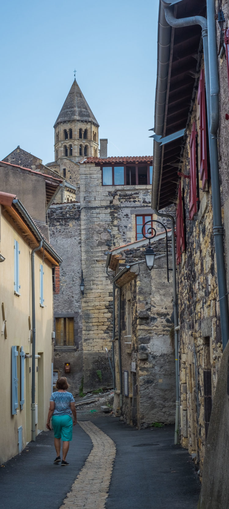 DESTINATION: St. Saturnin - Deep Heart of France