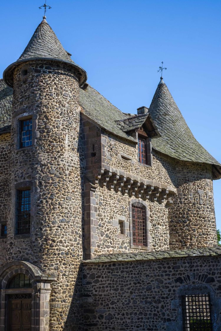 Visit the medieval Chateau de Cordès in the Deep Heart of France - Deep ...
