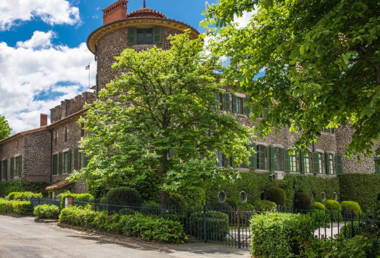 Top 8 Castles to see in the Deep Heart of France - Deep Heart of France