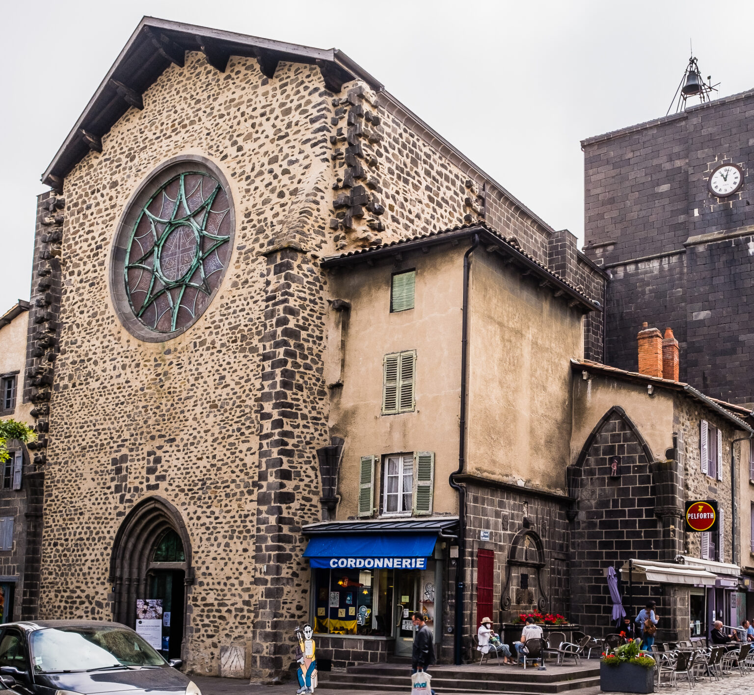 Saint Flour is a "Town for All Centuries" in the deep heart of France ...