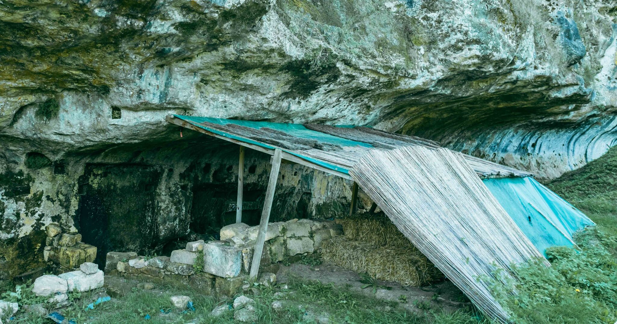 Visit Commarque - an incredible ruined castle with prehistoric roots ...